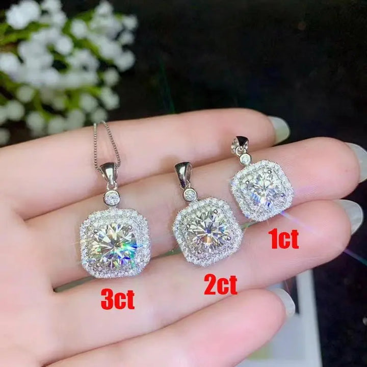 Moissanite Necklaces & Pendants | Luxus Moissanite Co.